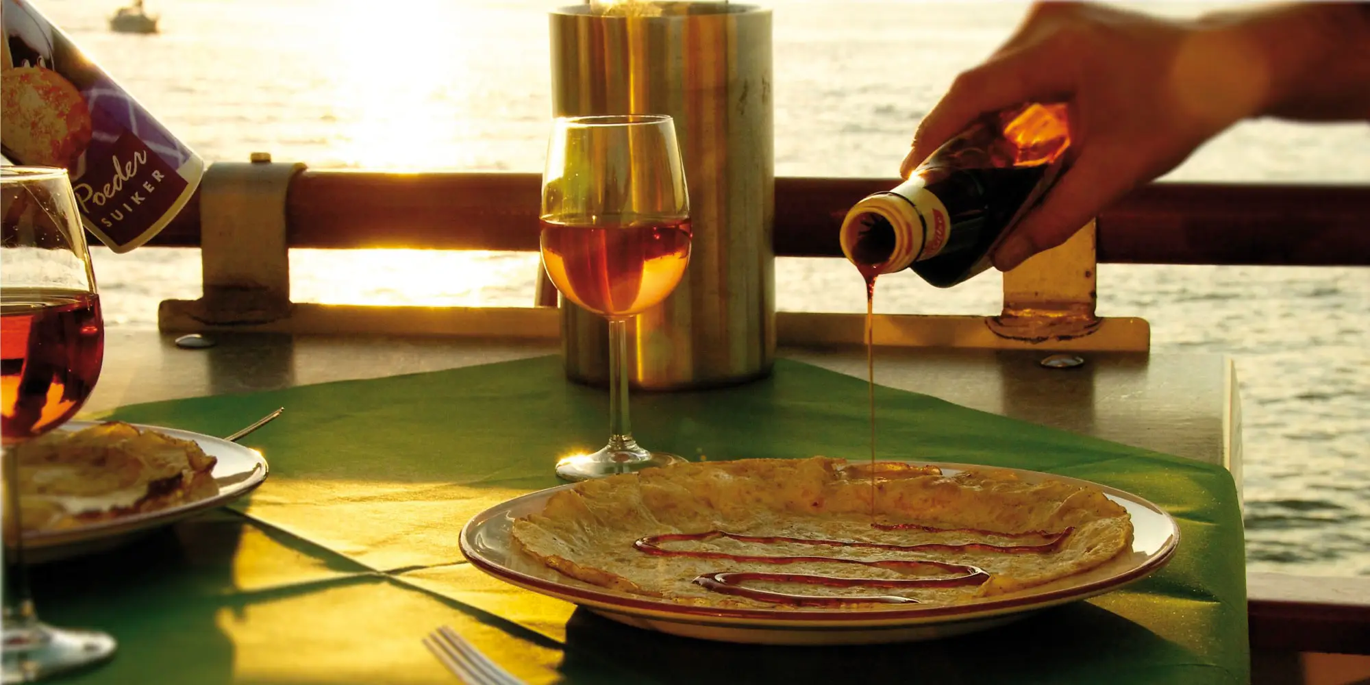 Pannenkoekenboot (Pancake Boat) | Rotterdam Partners