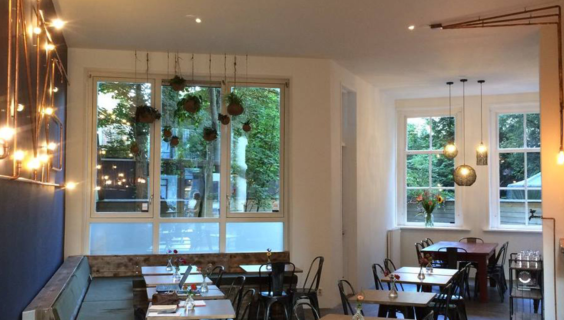Monks Coffee Roasters | I amsterdam