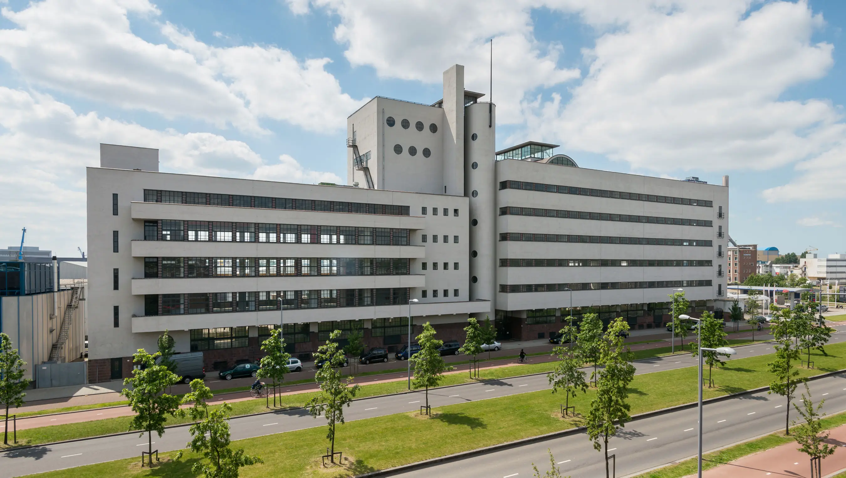 HAKA building | Rotterdam Partners