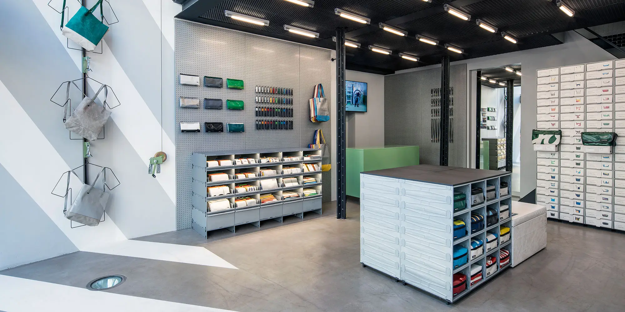 FREITAG Store Rotterdam | Rotterdam Partners