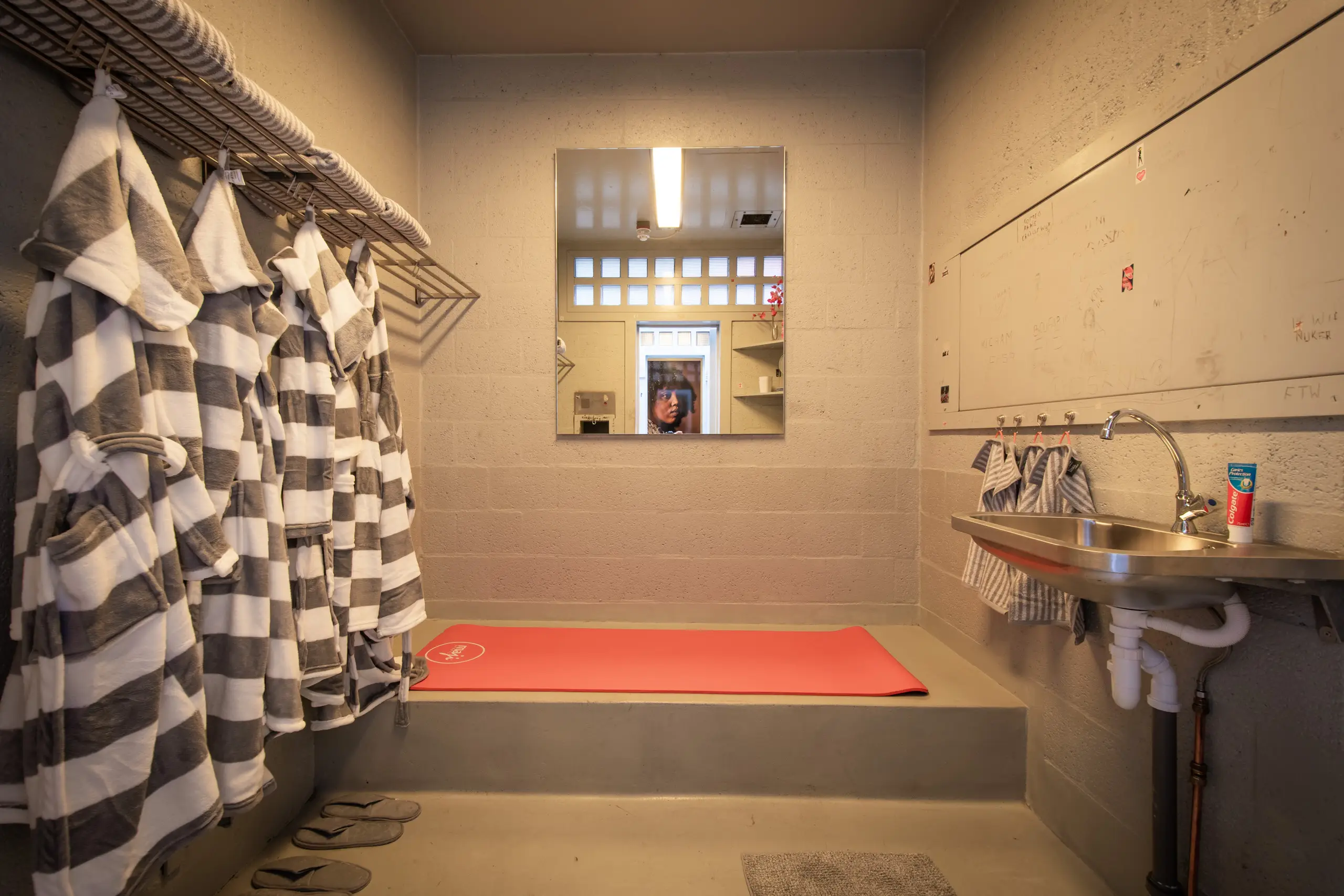 Penthouse Prison | Rotterdam