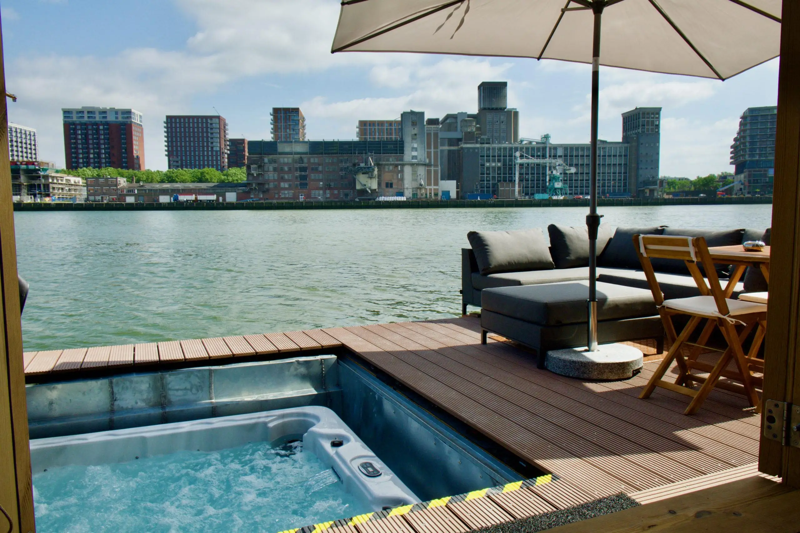 Wikkelboats Rijnhaven | Rotterdam Partners