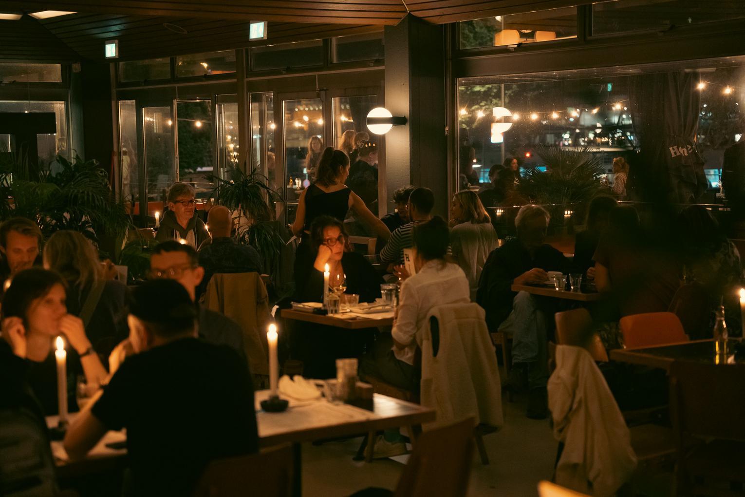 Café Restaurant THT