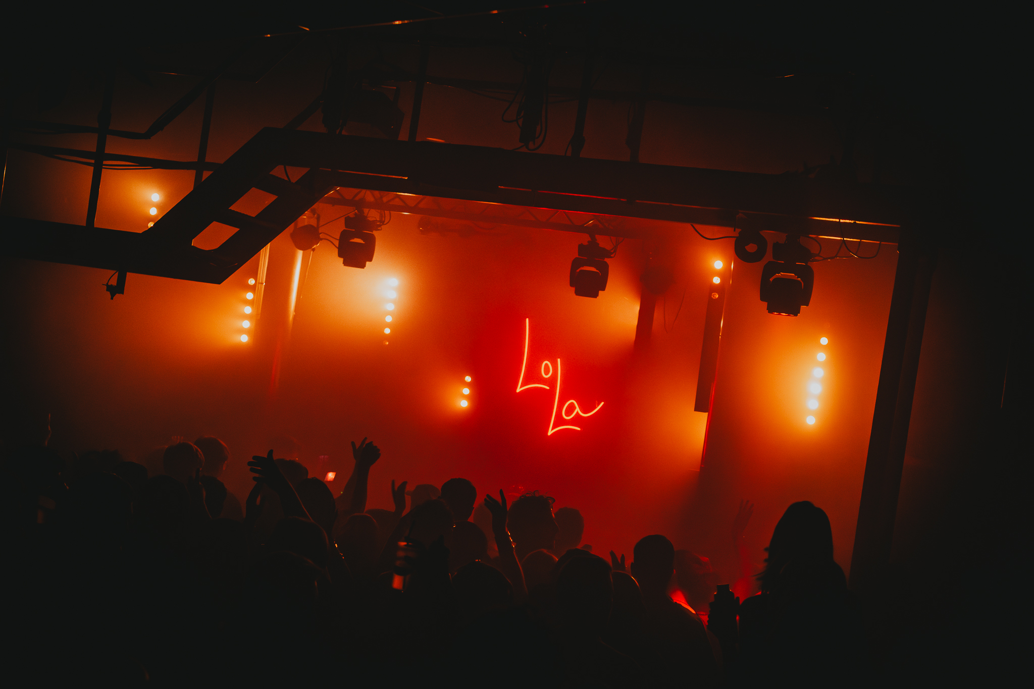 Lola x De Kelder w/ Basil Smash, Dennis Quin & Emvae b2b Laura Meester ...