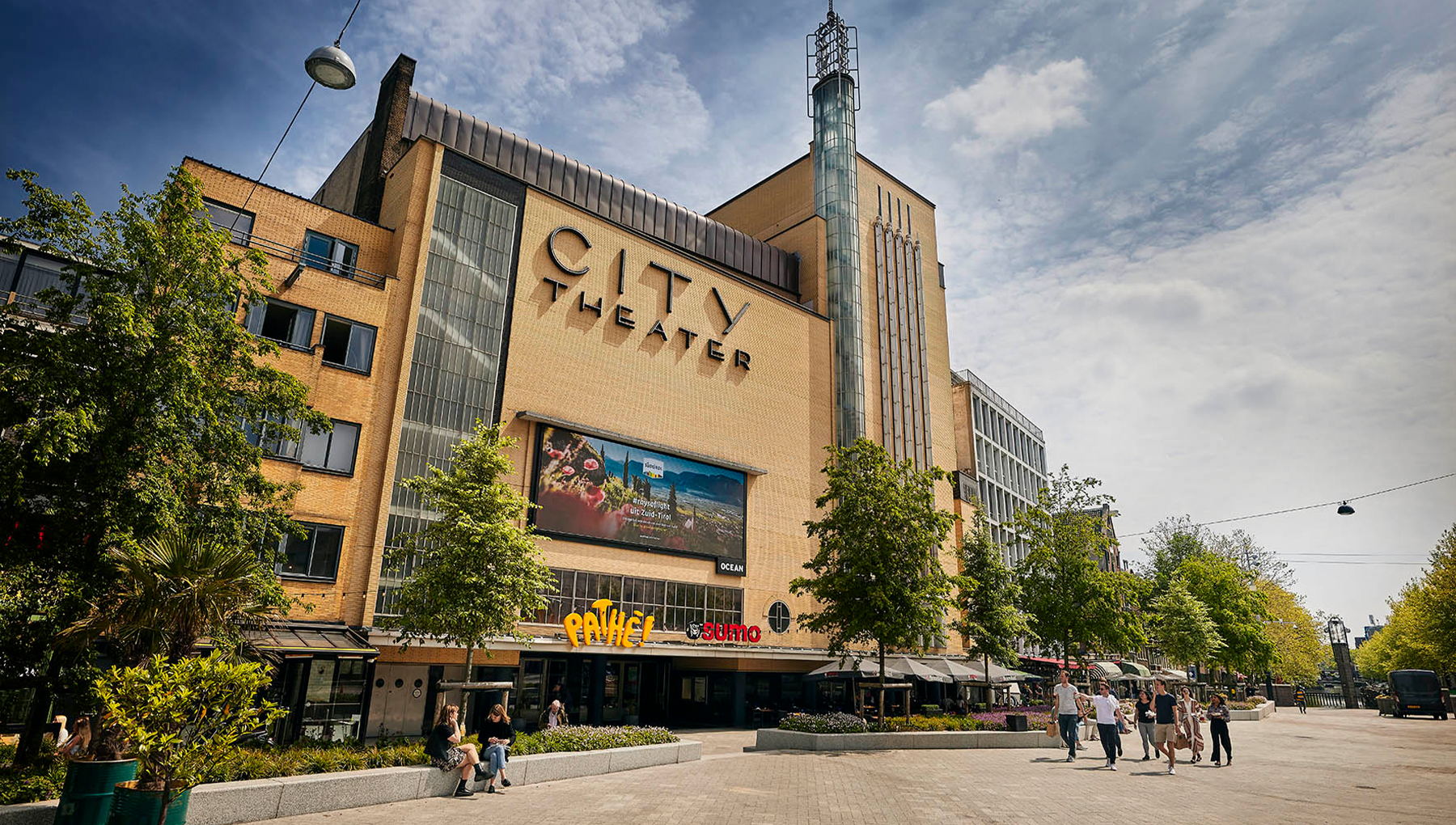 Pathé City